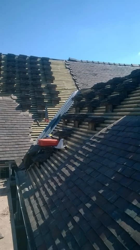 First-Rate Roofing